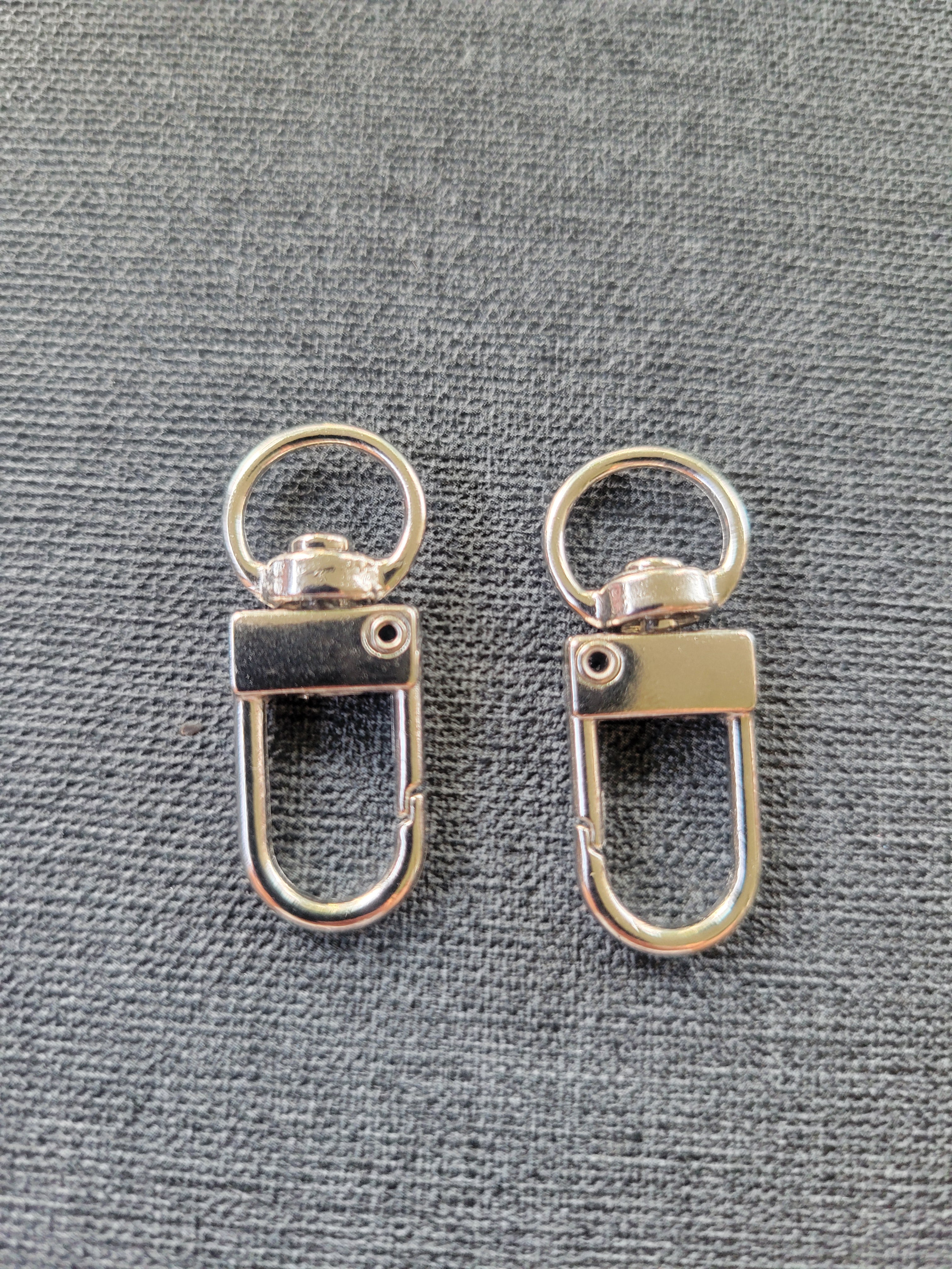 Swivel Claps (2pc) – L&M Creations
